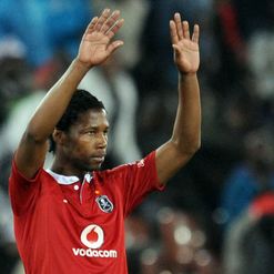 Drogba: I’m staying at Pirates!!! | TaungDailyNews